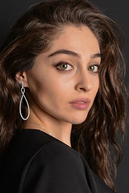 cemre-baysal-biografie-1 – Tolba cu de toate