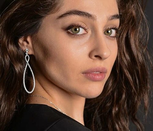 cemre-baysal-biografie – Tolba cu de toate